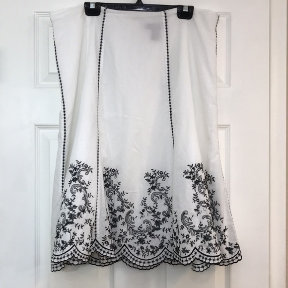 Signature by Robbie Bee | Skirts | Signature By Robbie Bee White ...